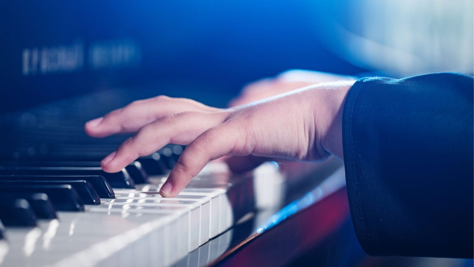 What's The Difference Between Classical and Pop Piano? - Hark Music ...